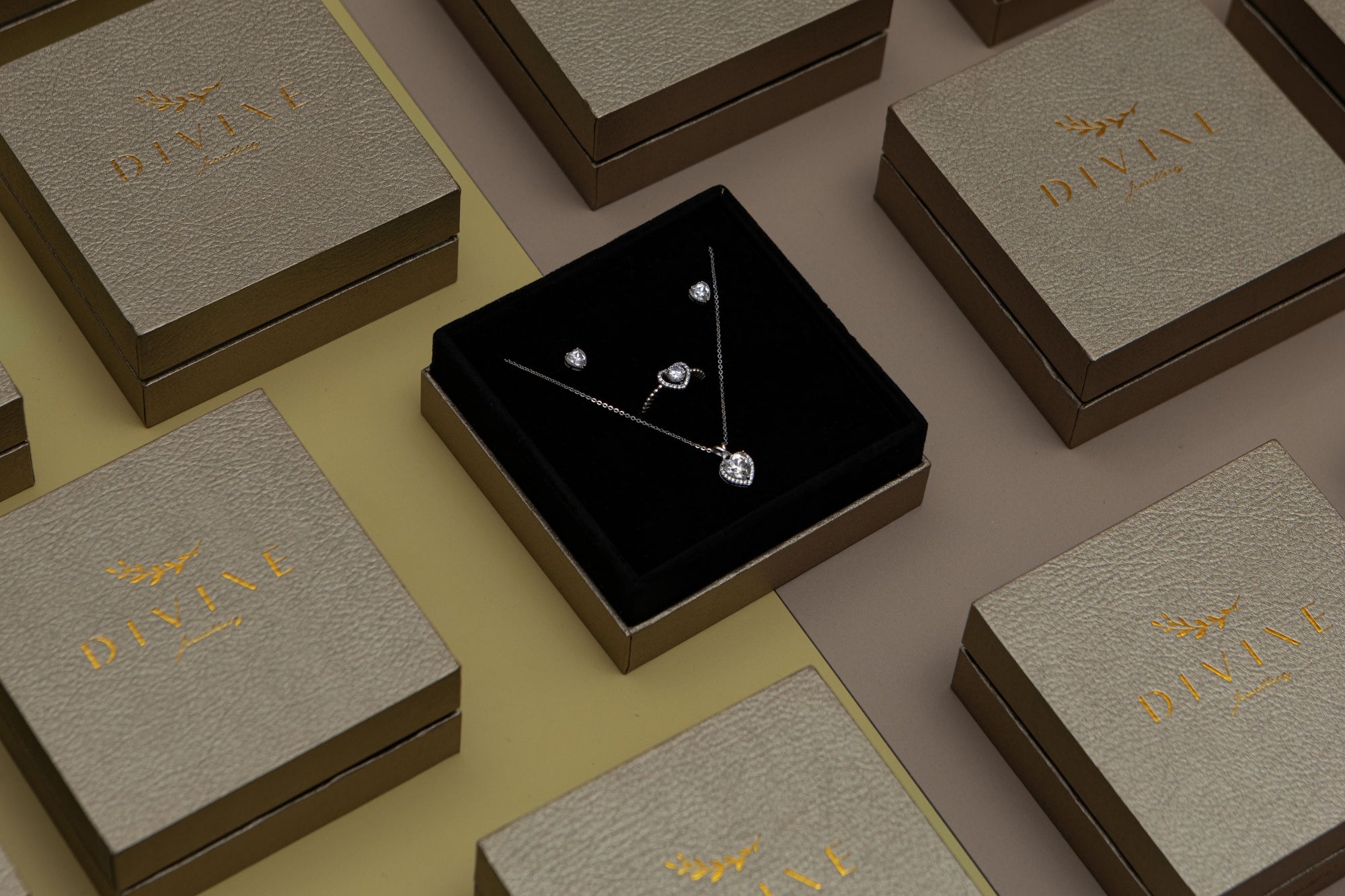 Jewellery Boxes – Divine Jewellery